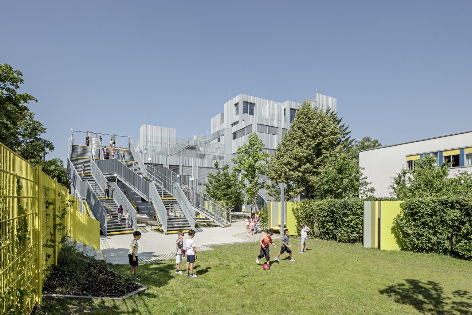 LFG - Keep on thinking School - PPAG architects